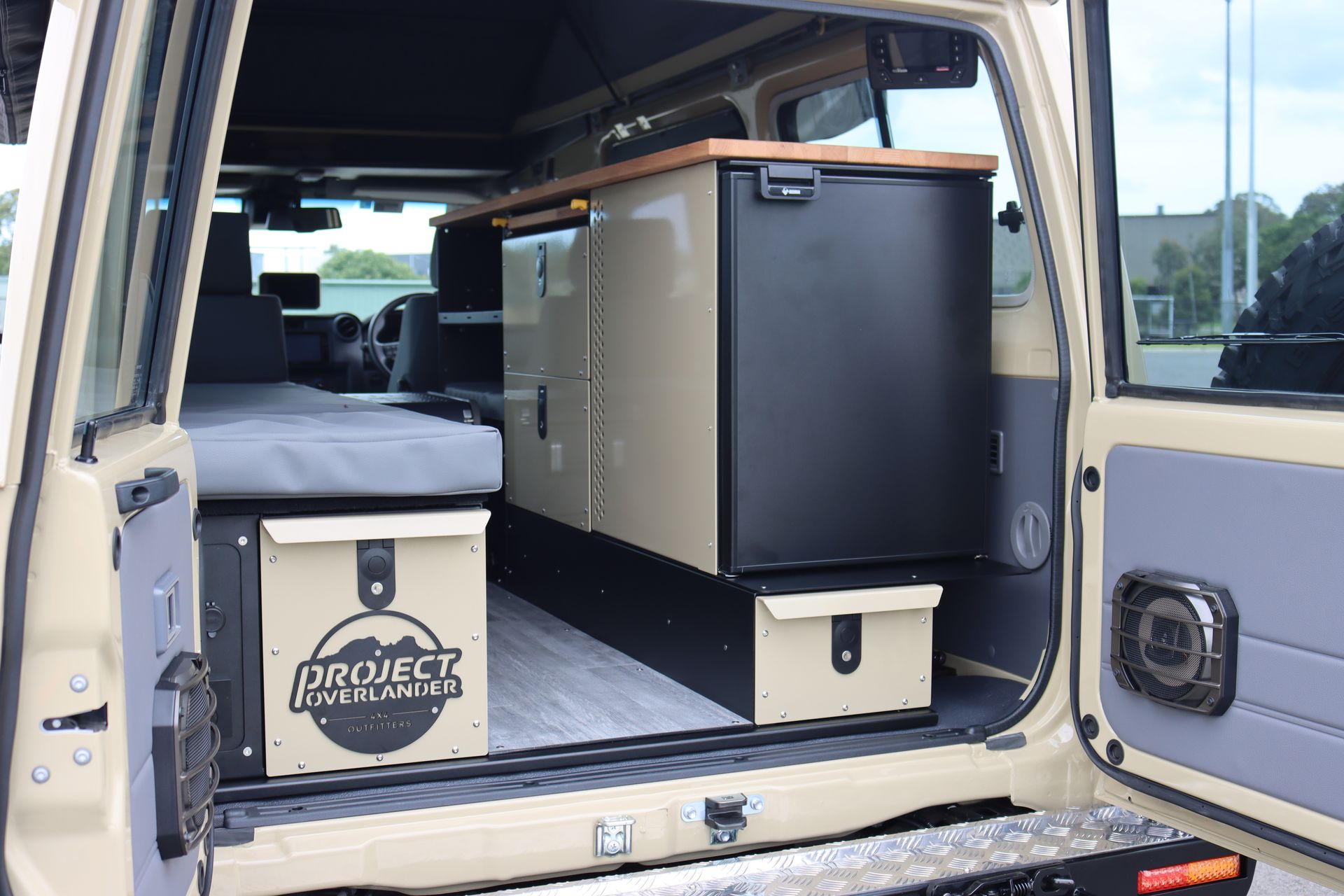 78 Series Troopy Builds | Project Overlander